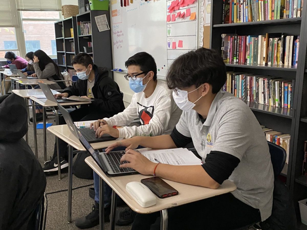 Noble Students Fall in Love with Coding - Noble Schools
